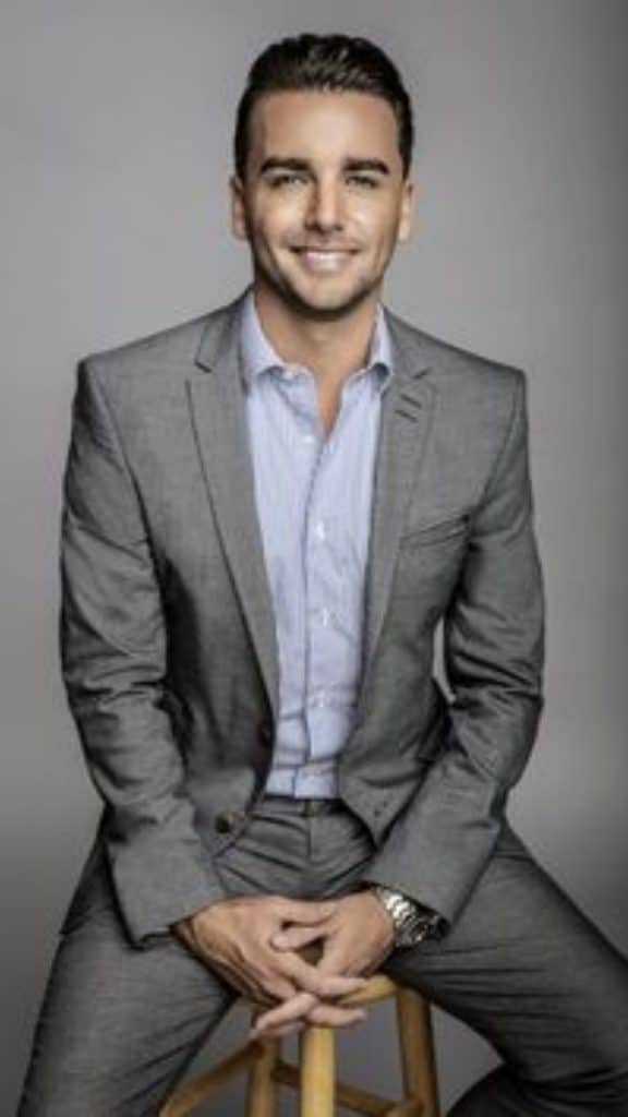 How To Freeze Zoom Video | ITGeared