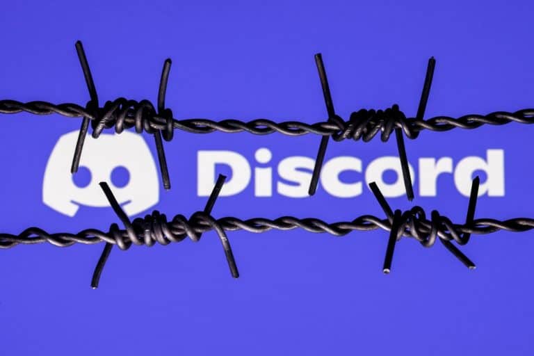 How To Cover Up Text in Discord? | ITGeared