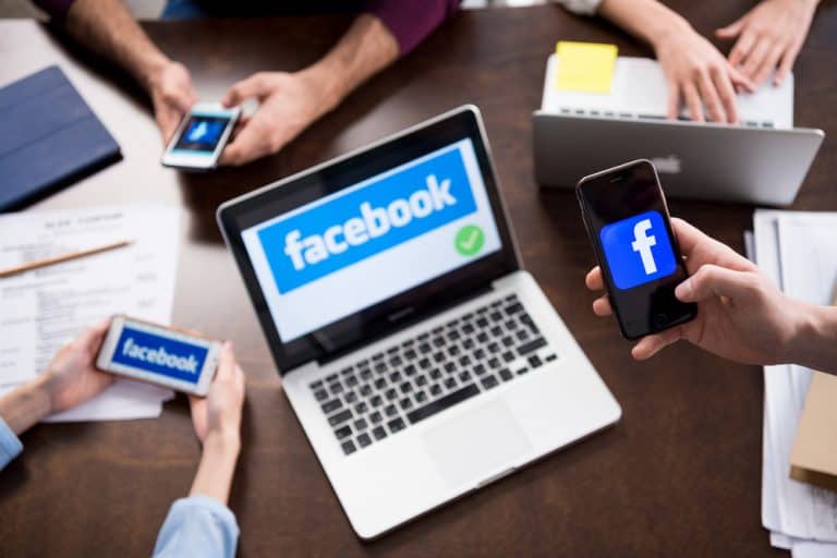 How To Add a Team Member to Facebook Page | ITGeared
