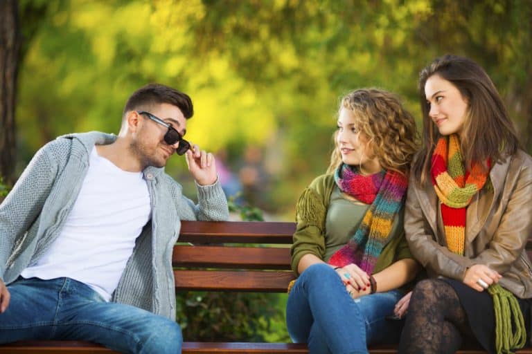 How To Ask a Girl for Her Pictures on WhatsApp? | ITGeared