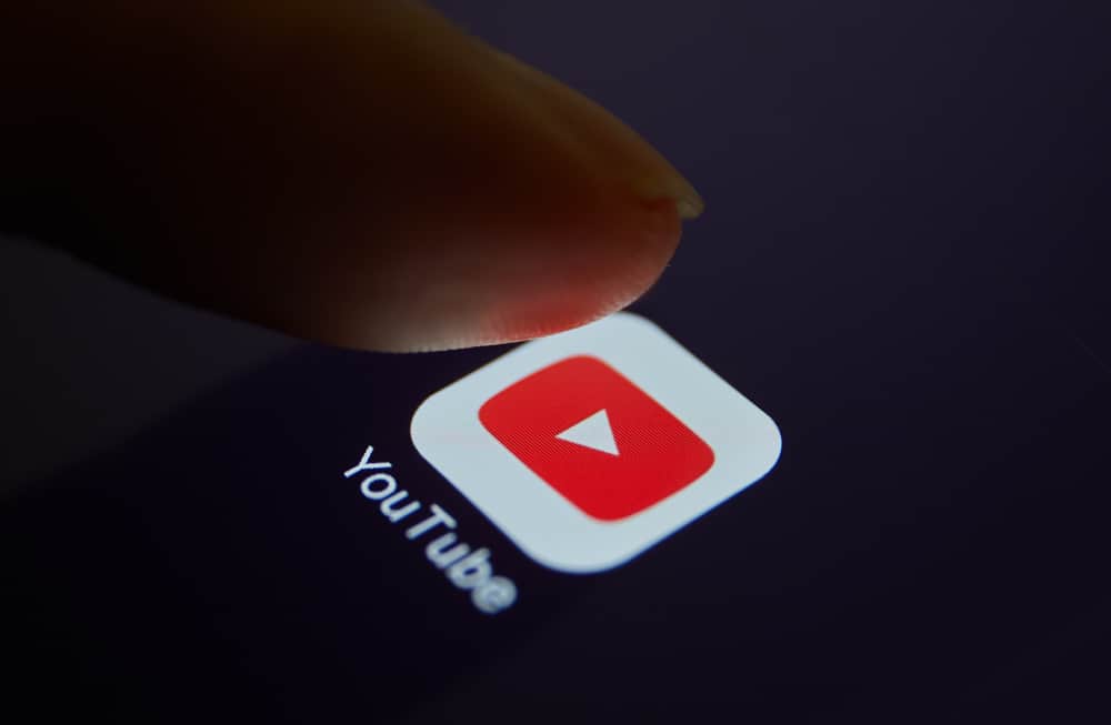 How To Block Keywords On YouTube ITGeared