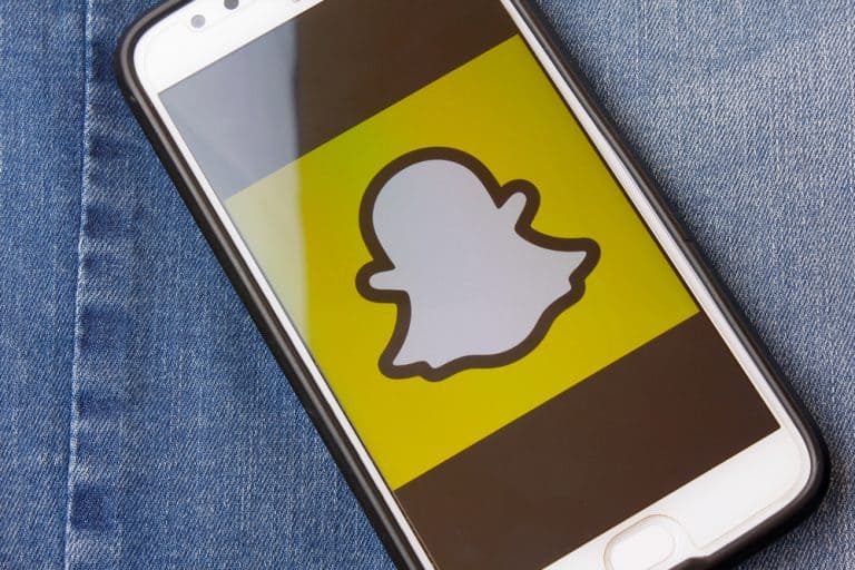 How To Call on Snapchat | ITGeared