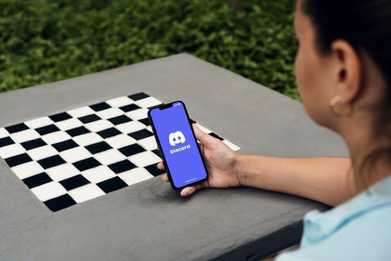Does Discord Show Online When Closed? | ITGeared