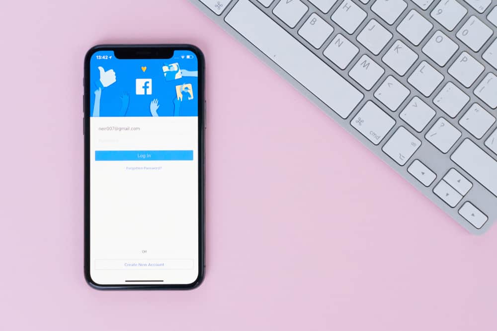 How To Change The Thumbnail On Facebook Video ITGeared