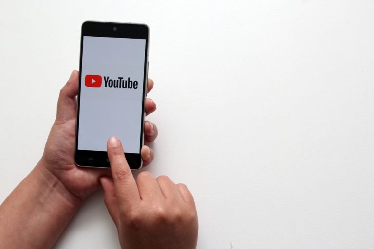 How To Change YouTube URL | ITGeared