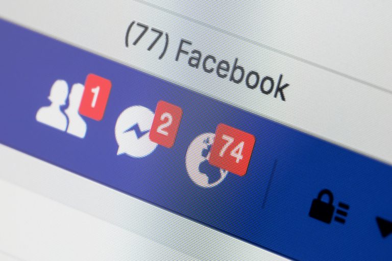 Why Are GIFs Not Working on Facebook Messenger? | ITGeared