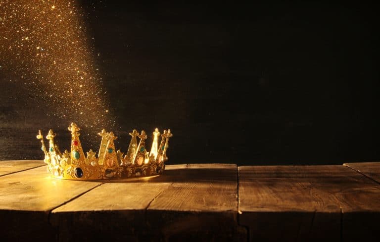 How To Get a Crown on TikTok | ITGeared