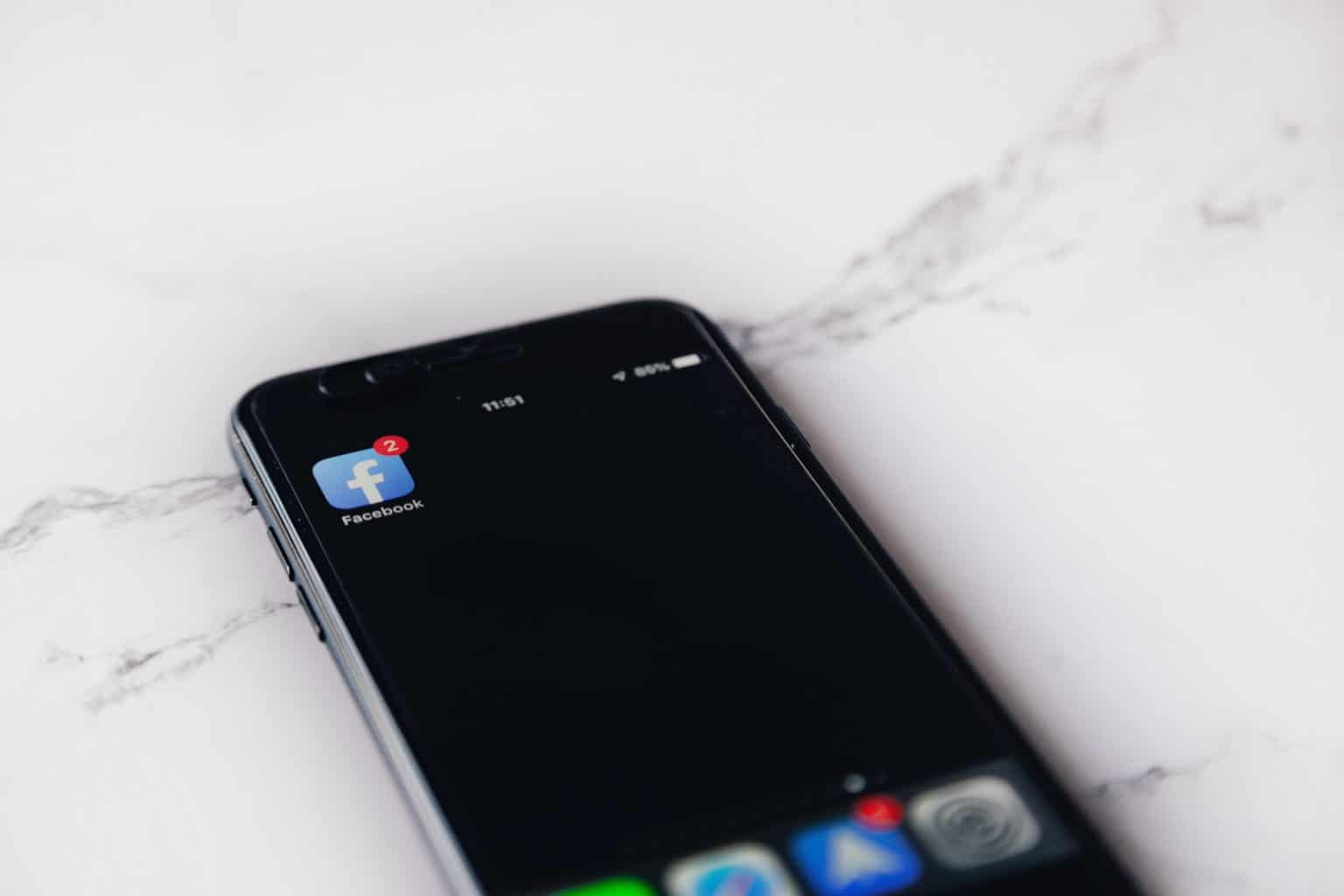 How To Make Paragraphs on Facebook | ITGeared