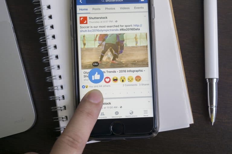 How To Like a Comment on Facebook? | ITGeared