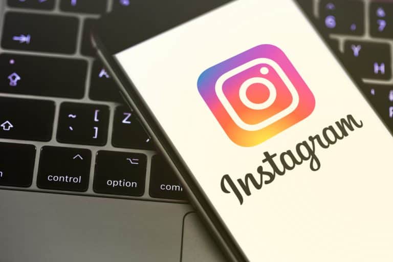 How To Like a Comment on Instagram? | ITGeared