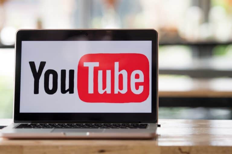 How To Sign Into YouTube | ITGeared