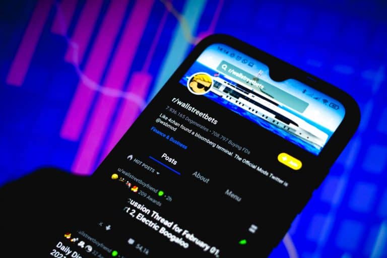 How To Turn On Reddit Night Mode? | ITGeared