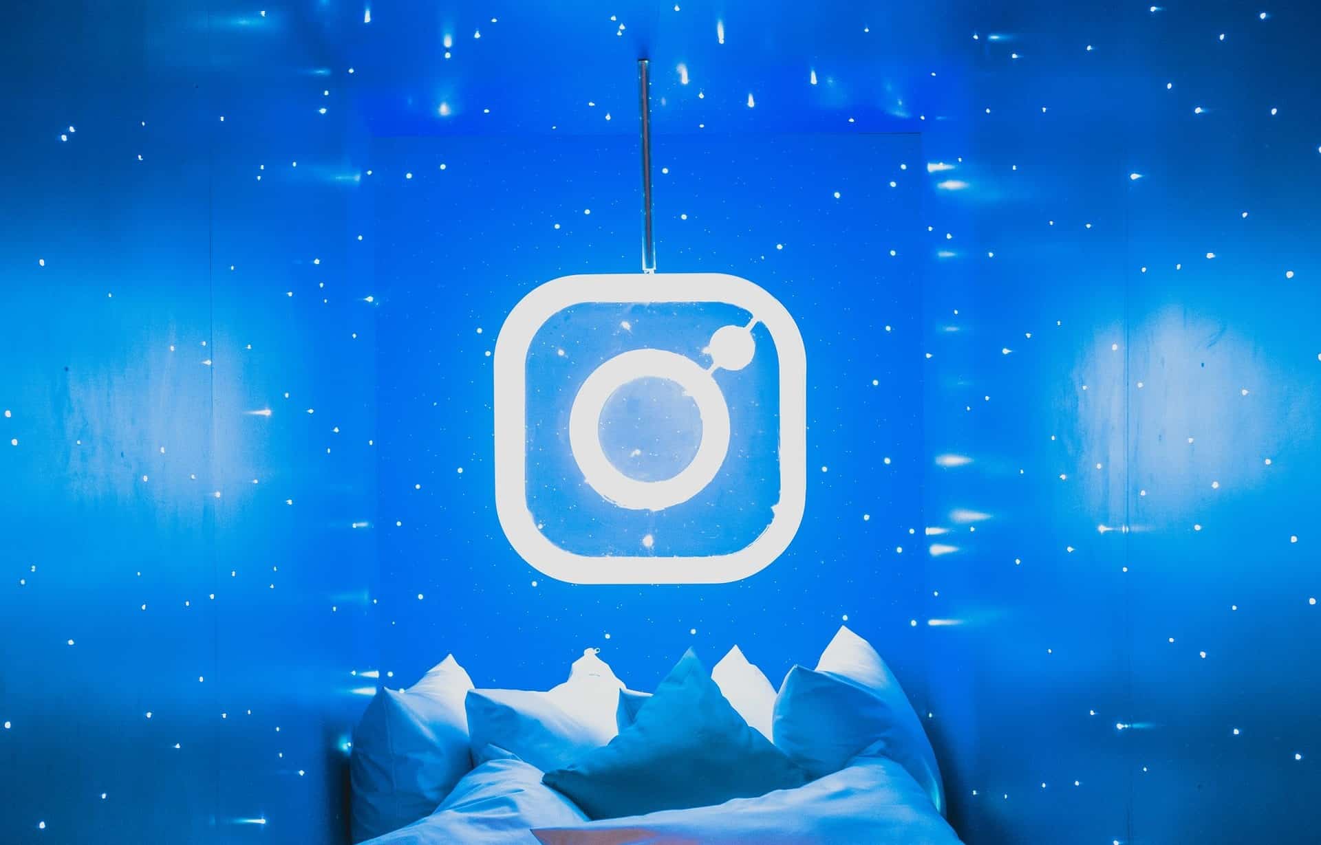 How To View History on Instagram | ITGeared