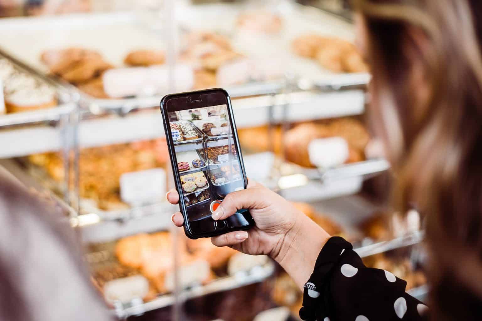 Someone Viewed Your Snapchat Story More Than Once ITGeared someone-viewed-your-snapchat-story-more-than-once-itgeared