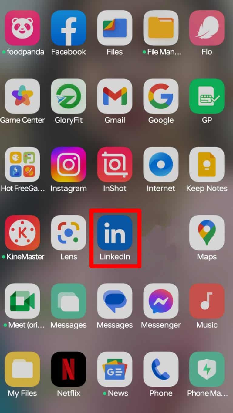 How To Post Multiple Photos on LinkedIn? | ITGeared