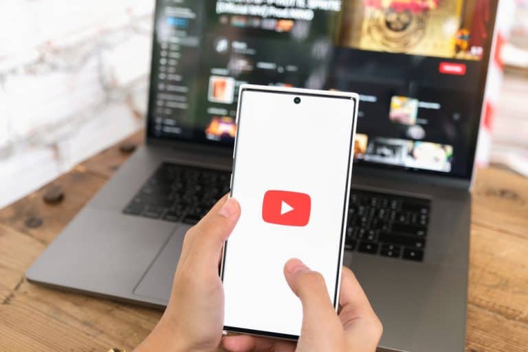 How To Turn On Comments on YouTube | ITGeared