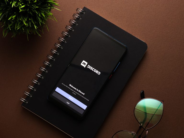 How To Add Bleed Bot on Discord | ITGeared