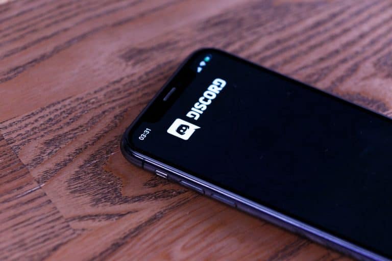 How To Leave a Discord Call Without Anyone Knowing | ITGeared