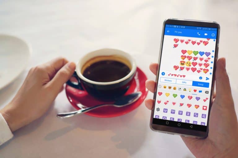How To Share Messenger Profile | ITGeared
