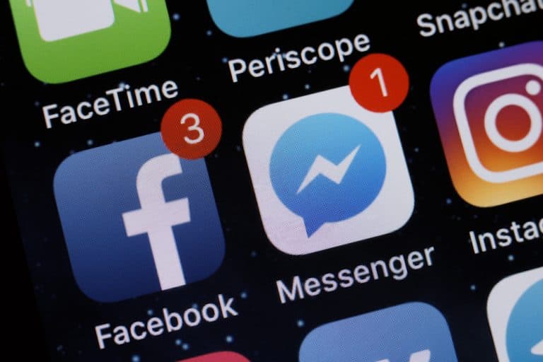 Why Is Someone on My Messenger but Not Facebook? | ITGeared